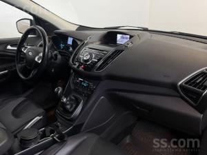 Ford Kuga 2015 in Riga, with an engine capacity of 2.00 L and mileage of 250 thousand km for 8500 €, photo 7 on AUTOMOTO.COM.LV