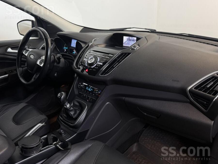Ford Kuga 2015 in Riga, with an engine capacity of 2.00 L and mileage of 250 thousand km for 8500 €, photo 7 on AUTOMOTO.COM.LV