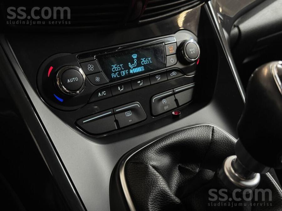 Ford Kuga 2015 in Riga, with an engine capacity of 2.00 L and mileage of 250 thousand km for 8500 €, photo 10 on AUTOMOTO.COM.LV