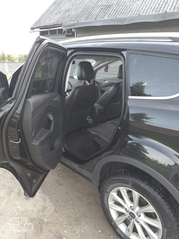 Ford Kuga 2015 Plungė, ar dzinēja tilpumu 2.00 L un nobraukumu 210 tūkst. km par 8150 €, foto 4 vietnē AUTOMOTO.COM.LV