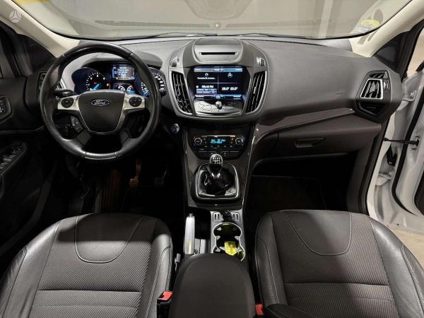 Ford Kuga 2016 in Kaunas, with an engine capacity of 2.00 L and mileage of 230 thousand km for 8300 €, photo 8 on AUTOMOTO.COM.LV