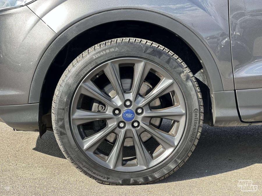 Ford Kuga 2016 Marijampole, ar dzinēja tilpumu 2.00 L un nobraukumu 236 tūkst. km par 9950 €, foto 14 vietnē AUTOMOTO.COM.LV