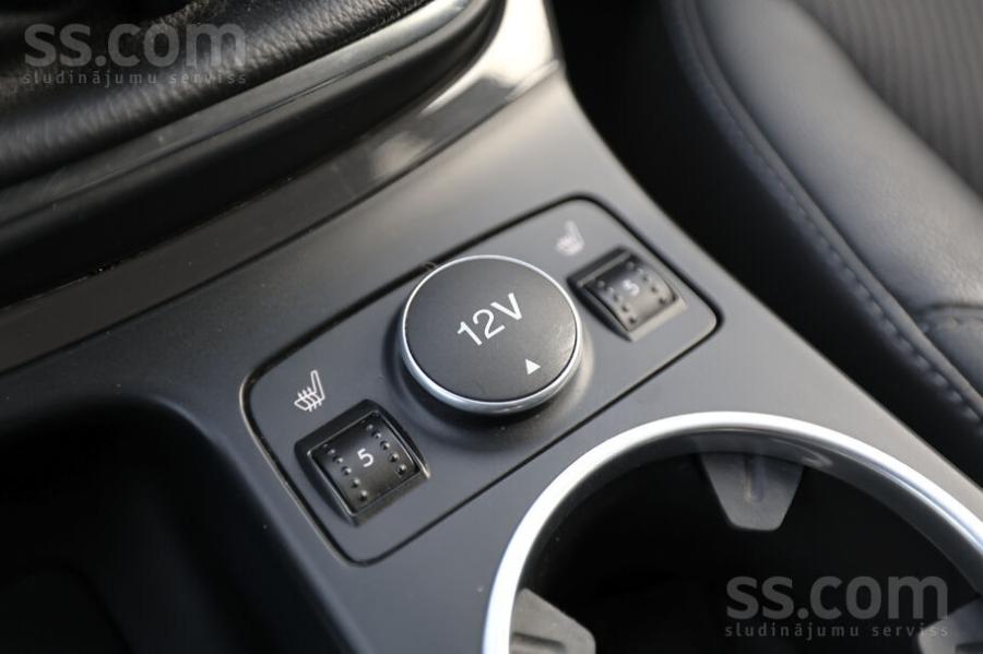 Ford Kuga 2016 Jelgava, ar dzinēja tilpumu 1.50 L un nobraukumu 0 tūkst. km par 10990 €, foto 26 vietnē AUTOMOTO.COM.LV