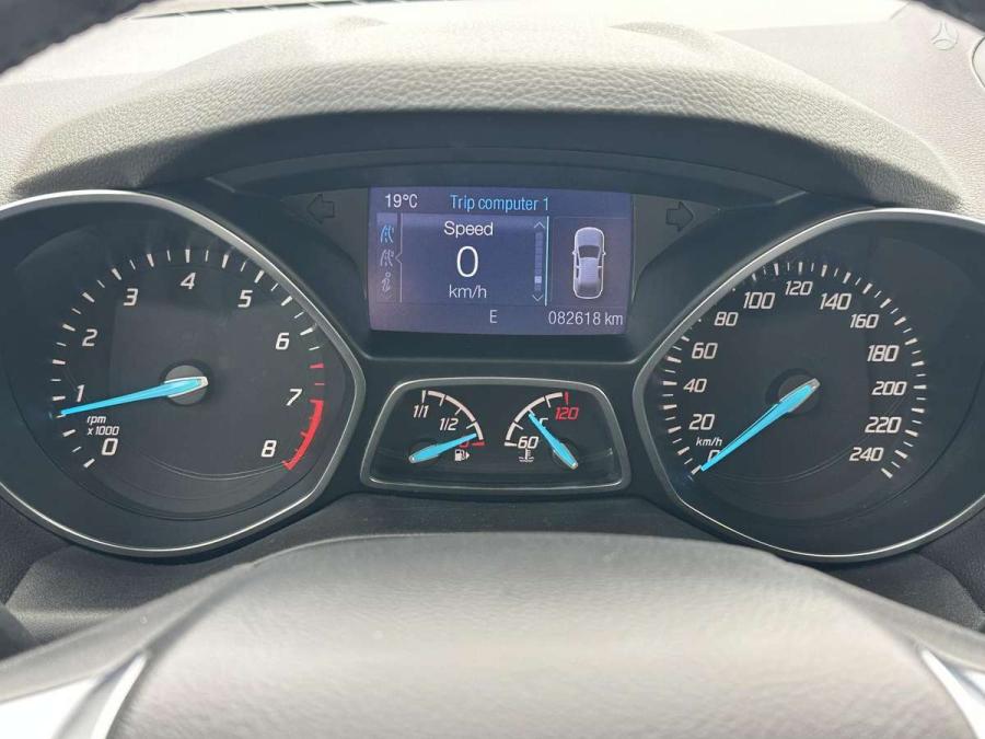 Ford Kuga 2016 in Kaunas, with an engine capacity of 1.50 L and mileage of 83 thousand km for 9999 €, photo 17 on AUTOMOTO.COM.LV