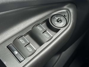 Ford Kuga 2016 in Kaunas, with an engine capacity of 1.50 L and mileage of 83 thousand km for 9999 €, photo 21 on AUTOMOTO.COM.LV