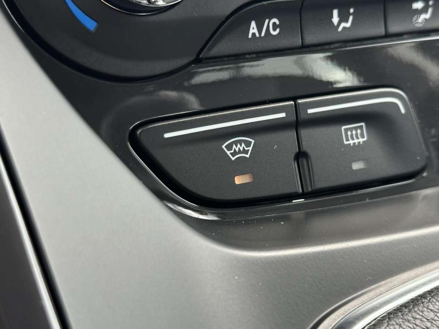 Ford Kuga 2016 in Kaunas, with an engine capacity of 1.50 L and mileage of 83 thousand km for 9999 €, photo 26 on AUTOMOTO.COM.LV