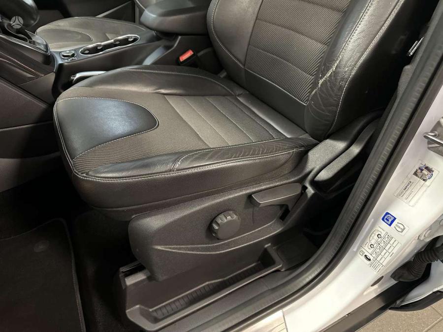 Ford Kuga 2016 in Vilnius, with an engine capacity of 1.50 L and mileage of 83 thousand km for 9990 €, photo 15 on AUTOMOTO.COM.LV