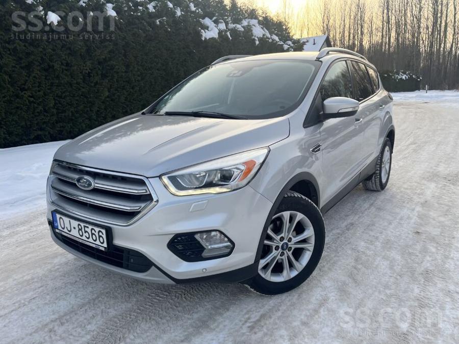Ford Kuga 2017 in Riga, with an engine capacity of 1.50 L and mileage of 210 thousand km for 9950 €, photo 1 on AUTOMOTO.COM.LV