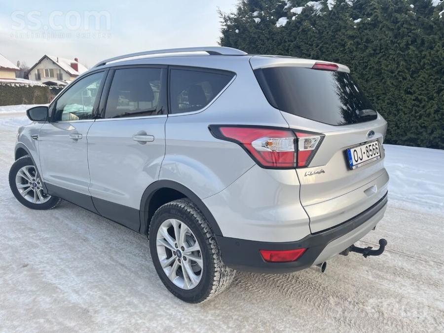 Ford Kuga 2017 in Riga, with an engine capacity of 1.50 L and mileage of 210 thousand km for 9950 €, photo 2 on AUTOMOTO.COM.LV