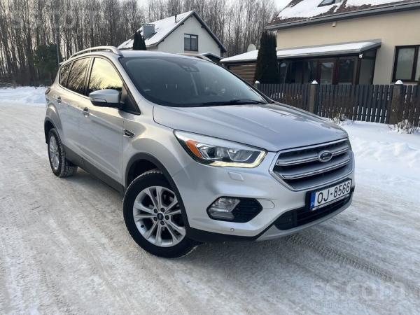 Ford Kuga 2017 in Riga, with an engine capacity of 1.50 L and mileage of 210 thousand km for 9950 €, photo 3 on AUTOMOTO.COM.LV