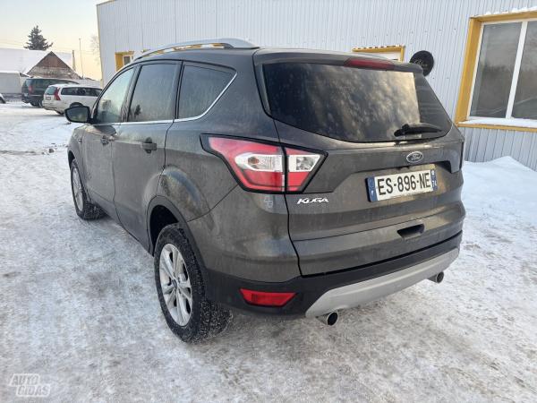 Ford Kuga 2017 in Taurage, with an engine capacity of 2.00 L and mileage of 210 thousand km for 9700 €, photo 7 on AUTOMOTO.COM.LV