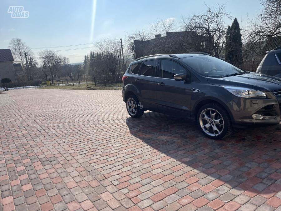 Ford Kuga 2017 in Kelme, with an engine capacity of 2.00 L and mileage of 284 thousand km for 9000 €, photo 1 on AUTOMOTO.COM.LV