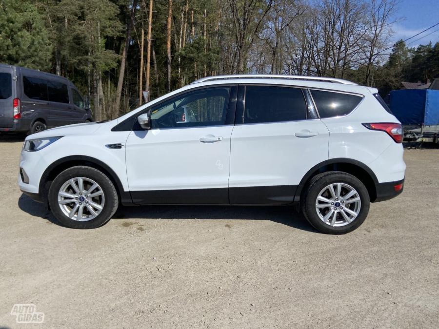 Ford Kuga 2017 Kelmė, ar dzinēja tilpumu 1.50 L un nobraukumu 159 tūkst. km par 8200 €, foto 7 vietnē AUTOMOTO.COM.LV