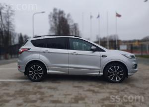 Ford Kuga 2018 Rīga, ar dzinēja tilpumu 1.50 L un nobraukumu 180 tūkst. km par 12750 €, foto 6 vietnē AUTOMOTO.COM.LV