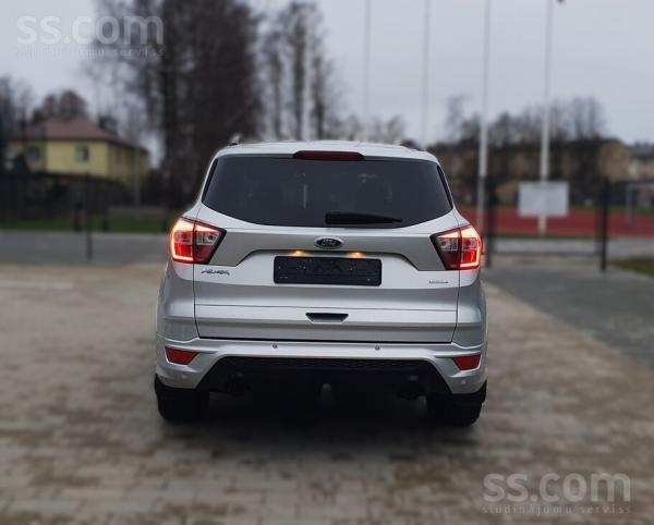 Ford Kuga 2018 Rīga, ar dzinēja tilpumu 1.50 L un nobraukumu 180 tūkst. km par 12750 €, foto 8 vietnē AUTOMOTO.COM.LV