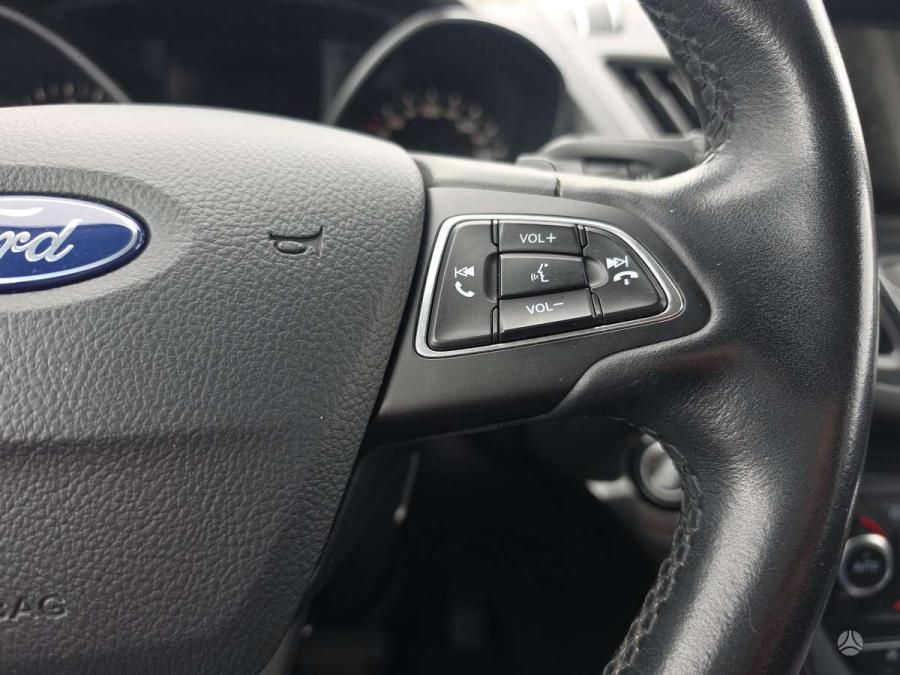 Ford Kuga 2018 Klaipėda, ar dzinēja tilpumu 2.00 L un nobraukumu 127 tūkst. km par 13351 €, foto 19 vietnē AUTOMOTO.COM.LV