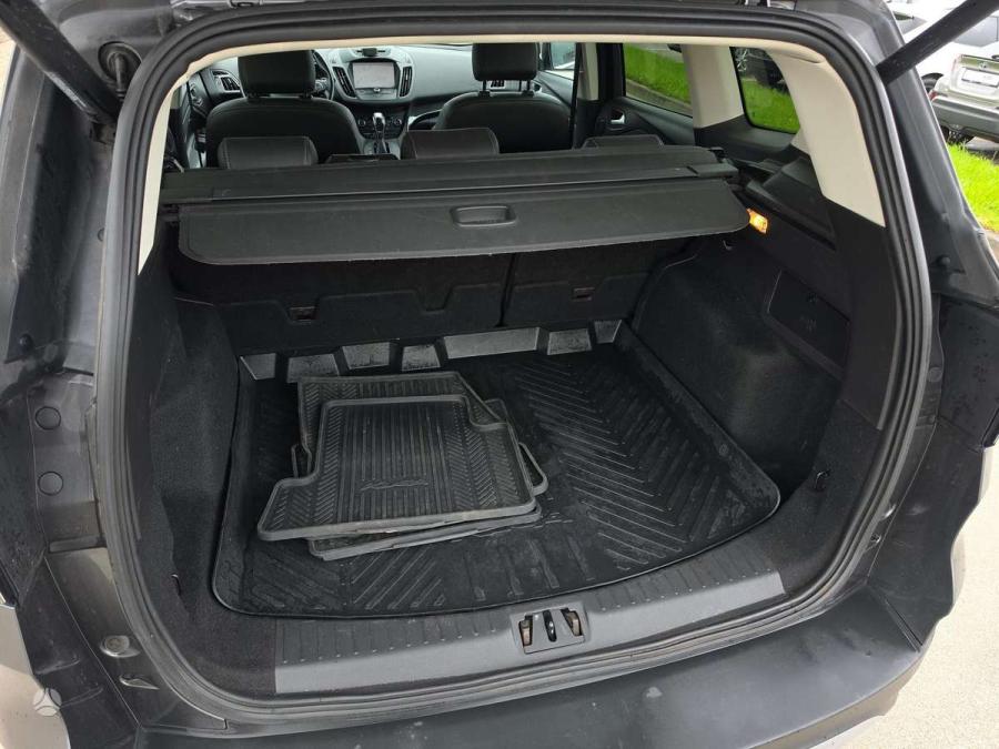 Ford Kuga 2018 Klaipėda, ar dzinēja tilpumu 2.00 L un nobraukumu 127 tūkst. km par 13351 €, foto 27 vietnē AUTOMOTO.COM.LV