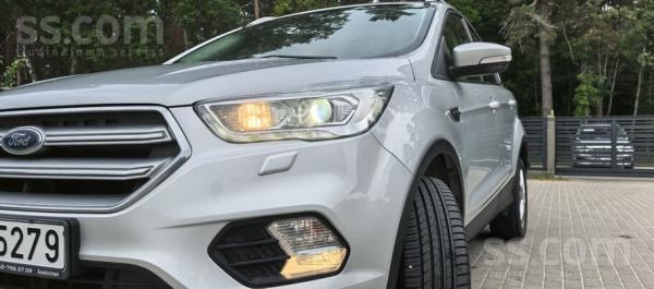 Ford Kuga 2019 Rīga, ar dzinēja tilpumu 2.00 L un nobraukumu 184 tūkst. km par 12500 €, foto 4 vietnē AUTOMOTO.COM.LV