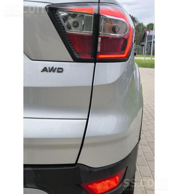 Ford Kuga 2019 Rīga, ar dzinēja tilpumu 2.00 L un nobraukumu 184 tūkst. km par 12500 €, foto 5 vietnē AUTOMOTO.COM.LV