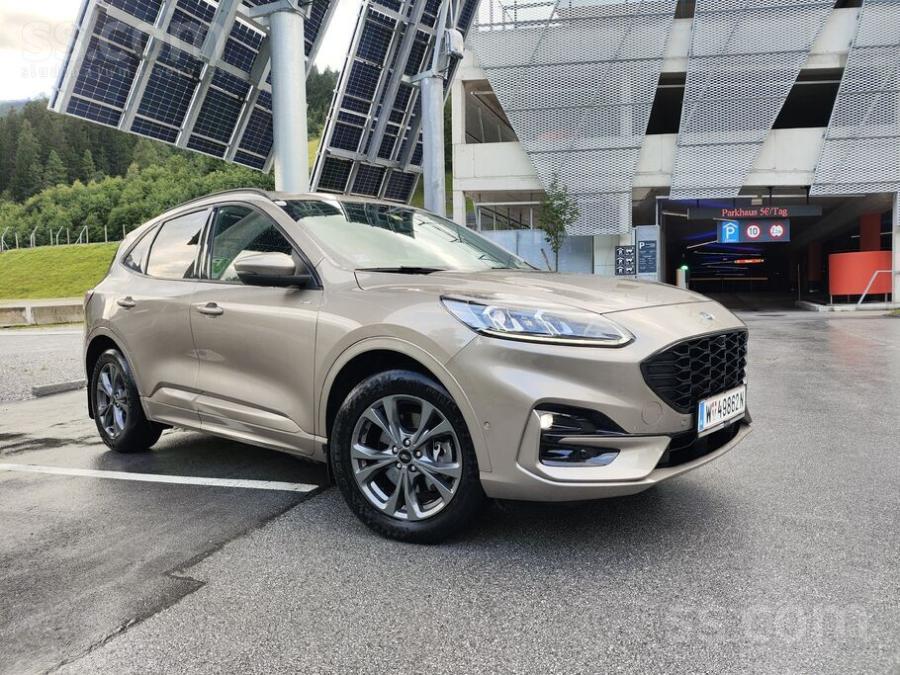 Ford Kuga 2021 in Riga, with an engine capacity of 2.50 L and mileage of 49 thousand km for 23900 €, photo 1 on AUTOMOTO.COM.LV