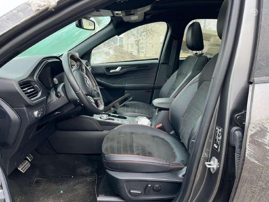 Ford Kuga 2021 Tauragė, ar dzinēja tilpumu 2.00 L un nobraukumu 120 tūkst. km par 5500 €, foto 15 vietnē AUTOMOTO.COM.LV