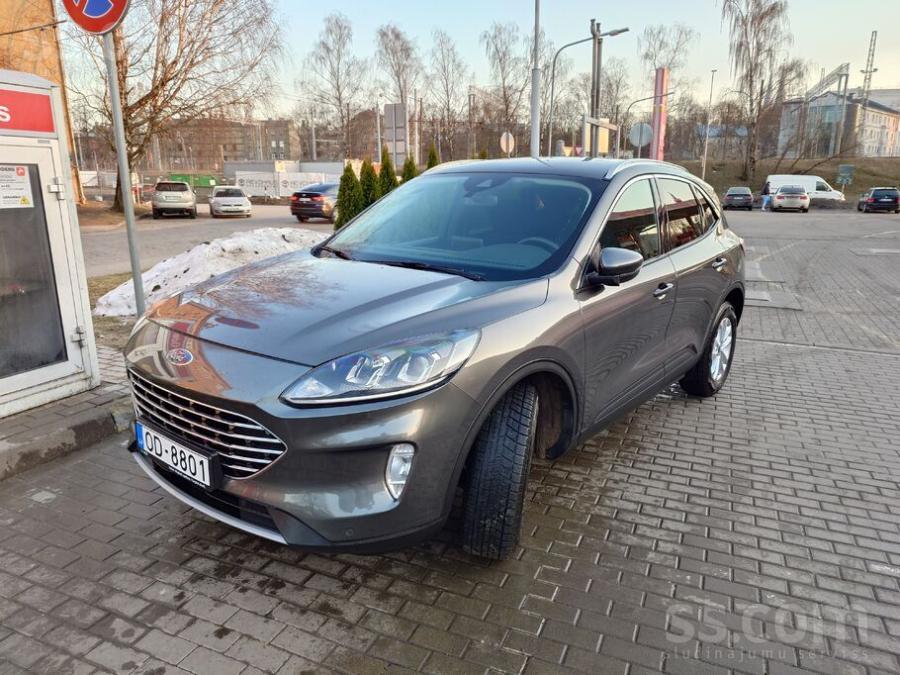 Ford Kuga 2021 in Riga, with an engine capacity of 2.50 L and mileage of 110 thousand km for 16000 €, photo 16 on AUTOMOTO.COM.LV