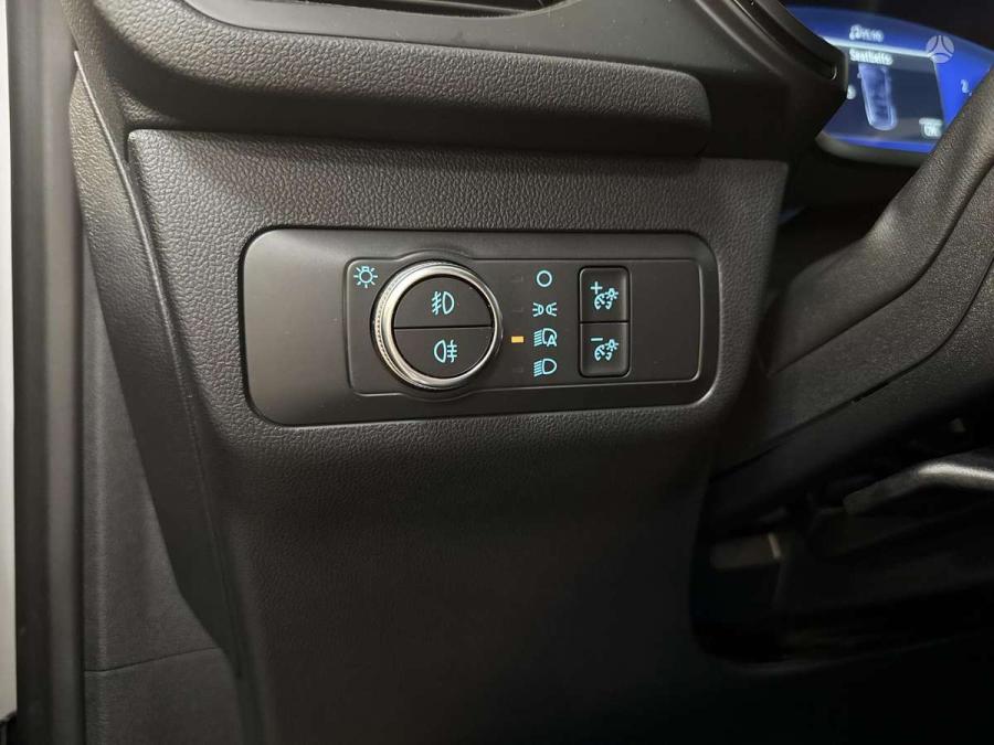 Ford Kuga 2021 Viļņa, ar dzinēja tilpumu 1.50 L un nobraukumu 120 tūkst. km par 15600 €, foto 17 vietnē AUTOMOTO.COM.LV