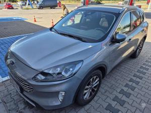 Ford Kuga 2021 Tauragė, ar dzinēja tilpumu 1.50 L un nobraukumu 186 tūkst. km par 11300 €, foto  vietnē AUTOMOTO.COM.LV