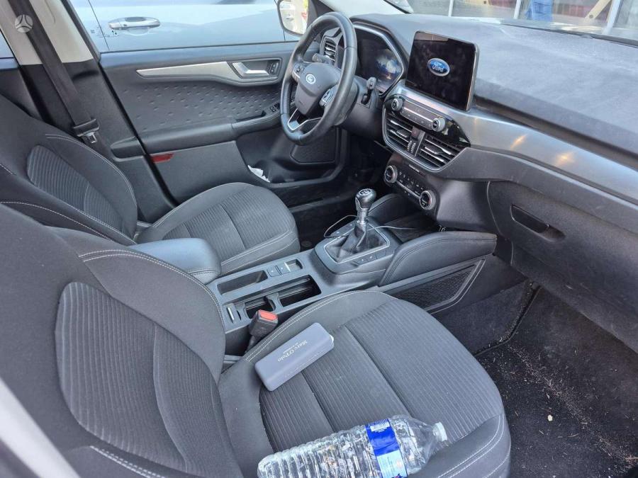 Ford Kuga 2021 Tauragė, ar dzinēja tilpumu 1.50 L un nobraukumu 186 tūkst. km par 11300 €, foto 6 vietnē AUTOMOTO.COM.LV
