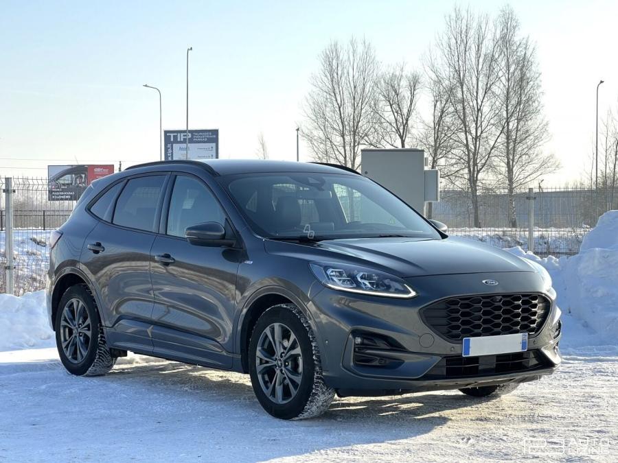 Ford Kuga 2022 Tauragė, ar dzinēja tilpumu 2.50 L un nobraukumu 139 tūkst. km par 15500 €, foto 4 vietnē AUTOMOTO.COM.LV