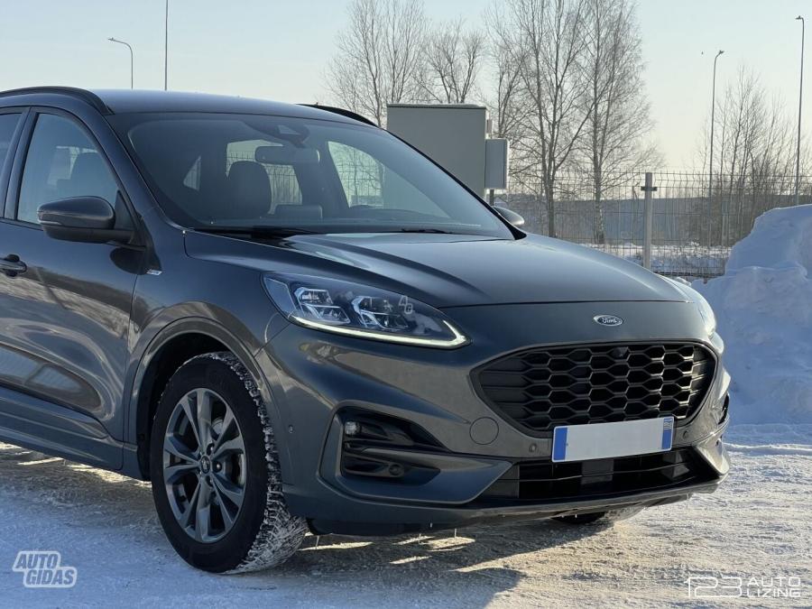 Ford Kuga 2022 Tauragė, ar dzinēja tilpumu 2.50 L un nobraukumu 139 tūkst. km par 15500 €, foto 5 vietnē AUTOMOTO.COM.LV