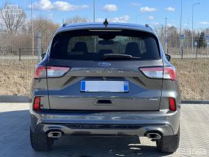 Ford Kuga 2022 Tauragė, ar dzinēja tilpumu 2.50 L un nobraukumu 139 tūkst. km par 14700 €, foto 11 vietnē AUTOMOTO.COM.LV
