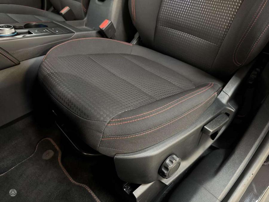 Ford Kuga 2023 Viļņa, ar dzinēja tilpumu 2.50 L un nobraukumu 38 tūkst. km par 24850 €, foto 12 vietnē AUTOMOTO.COM.LV