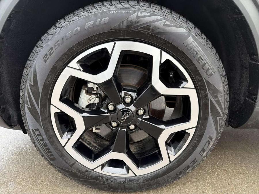 Ford Kuga 2024 in Klaipeda, with an engine capacity of 2.50 L and mileage of 18 thousand km for 33250 €, photo 11 on AUTOMOTO.COM.LV