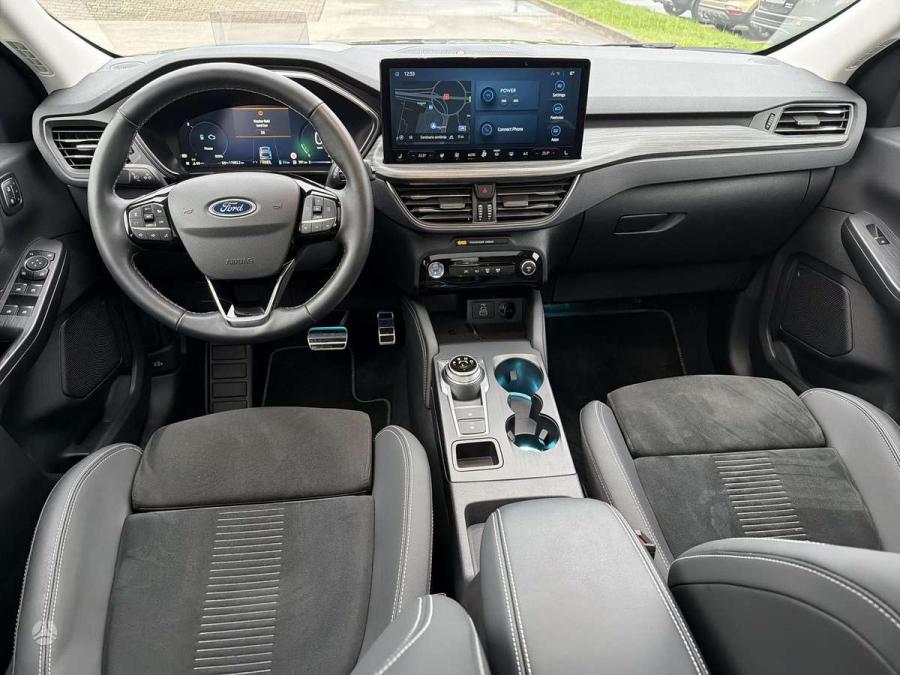 Ford Kuga 2024 in Klaipeda, with an engine capacity of 2.50 L and mileage of 18 thousand km for 33250 €, photo 13 on AUTOMOTO.COM.LV