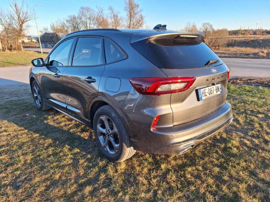 Ford Kuga 2025 Tauragė, ar dzinēja tilpumu 2.50 L un nobraukumu 1000 tūkst. km par 27900 €, foto 5 vietnē AUTOMOTO.COM.LV