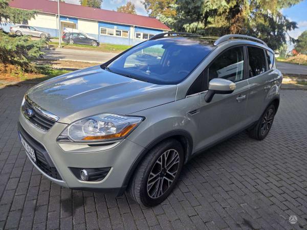 Ford Kuga 2009 Marijampole vietnē Zaļš Ford Kuga 2009 Marijampole, ar dzinēja tilpumu 2.50 L un nobraukumu 286 tūkst. km par 4500 €, foto 1 vietnē AUTOMOTO.COM.LV