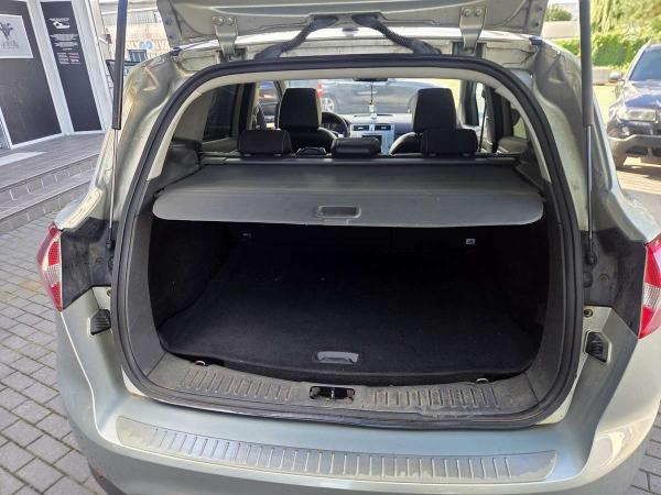 Ford Kuga 2009 Marijampole vietnē Zaļš Ford Kuga 2009 Marijampole, ar dzinēja tilpumu 2.50 L un nobraukumu 286 tūkst. km par 4500 €, foto 10 vietnē AUTOMOTO.COM.LV