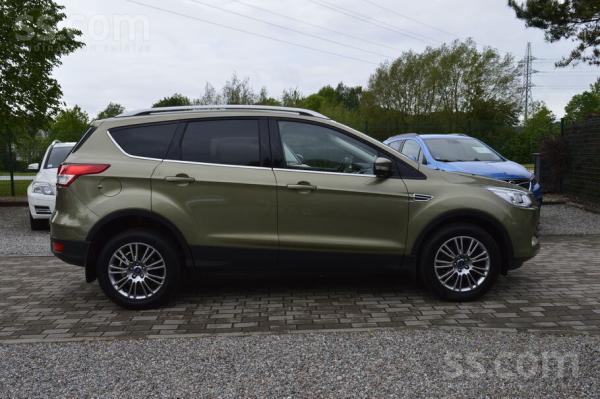 Green Ford Kuga 2013 in Tukums, with an engine capacity of 2.00 L and mileage of 168 thousand km for 20990 €, photo 7 on AUTOMOTO.COM.LV