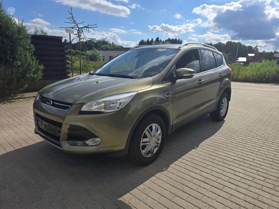 Green Ford Kuga 2013 in Kaunas, with an engine capacity of 2.00 L and mileage of 350 thousand km for 6950 €, photo 1 on AUTOMOTO.COM.LV