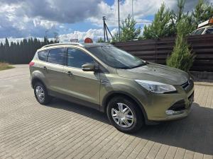 Green Ford Kuga 2013 in Kaunas, with an engine capacity of 2.00 L and mileage of 350 thousand km for 6950 €, photo 4 on AUTOMOTO.COM.LV