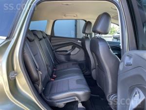 Zaļš Ford Kuga 2013 Talsi, ar dzinēja tilpumu 1.60 L un nobraukumu 177 tūkst. km par 7800 €, foto 9 vietnē AUTOMOTO.COM.LV