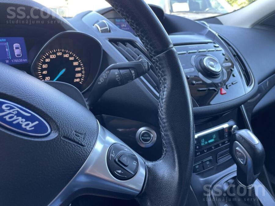 Zaļš Ford Kuga 2013 Talsi, ar dzinēja tilpumu 1.60 L un nobraukumu 177 tūkst. km par 7800 €, foto 17 vietnē AUTOMOTO.COM.LV