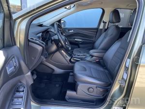 Zaļš Ford Kuga 2013 Talsi, ar dzinēja tilpumu 1.60 L un nobraukumu 177 tūkst. km par 7800 €, foto 23 vietnē AUTOMOTO.COM.LV
