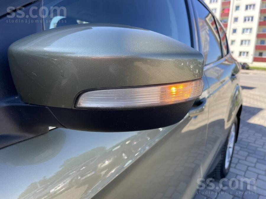 Zaļš Ford Kuga 2013 Talsi, ar dzinēja tilpumu 1.60 L un nobraukumu 177 tūkst. km par 7800 €, foto 27 vietnē AUTOMOTO.COM.LV