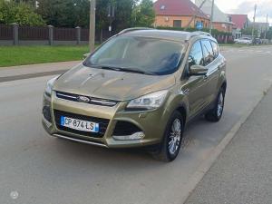 Зеленый Форд Куга 2013 в Таураге, объемом двигателя 1.60 л и пробегом 210 тыс. км за 6200 €, фото  на AUTOMOTO.COM.LV