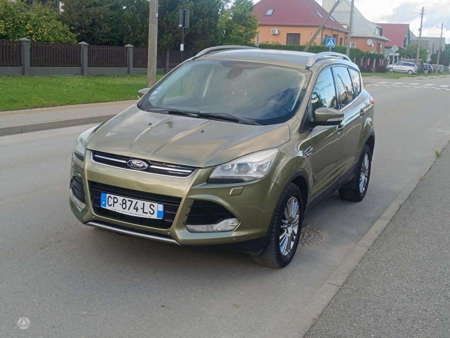 Зеленый Форд Куга 2013 в Таураге, объемом двигателя 1.60 л и пробегом 210 тыс. км за 6200 €, фото 1 на AUTOMOTO.COM.LV