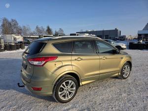 Green Ford Kuga 2014 in Marijampole, with an engine capacity of 1.60 L and mileage of 111 thousand km for 7290 €, photo 9 on AUTOMOTO.COM.LV