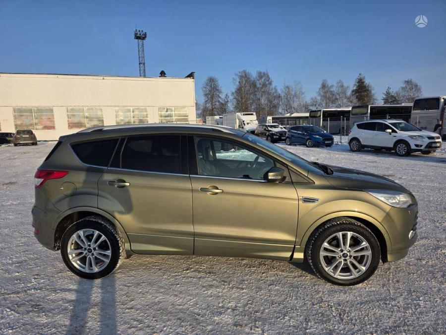 Green Ford Kuga 2014 in Marijampole, with an engine capacity of 1.60 L and mileage of 111 thousand km for 7290 €, photo 11 on AUTOMOTO.COM.LV