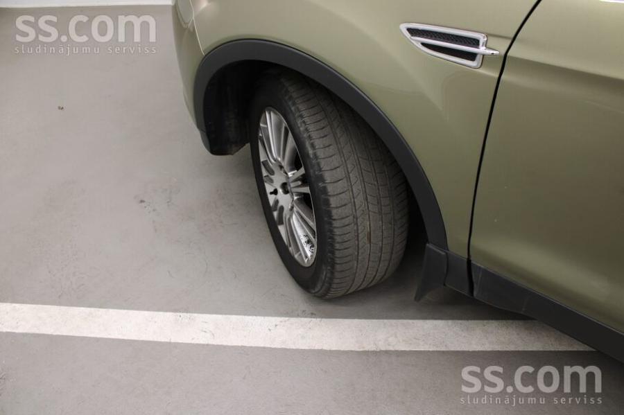 Zaļš Ford Kuga 2014 Rīga, ar dzinēja tilpumu 2.00 L un nobraukumu 218 tūkst. km par 3990 €, foto 8 vietnē AUTOMOTO.COM.LV